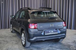 Melns Citroen C4 Cactus 2016 Marijampole, ar dzinēja tilpumu 1.20 L un nobraukumu 125 tūkst. km par 5450 €, foto 10 vietnē AUTOMOTO.COM.LV