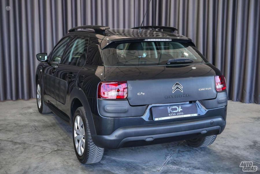 Melns Citroen C4 Cactus 2016 Marijampole, ar dzinēja tilpumu 1.20 L un nobraukumu 125 tūkst. km par 5450 €, foto 10 vietnē AUTOMOTO.COM.LV