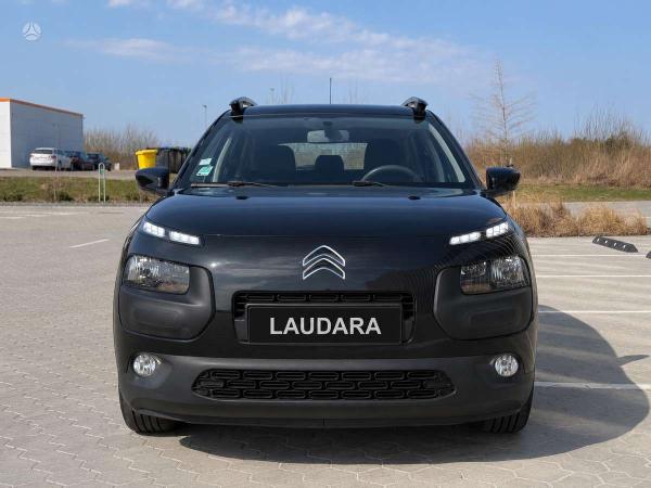 Black Citroen C4 Cactus 2016 in Vilnius, with an engine capacity of 1.56 L and mileage of 231 thousand km for 5500 €, photo 9 on AUTOMOTO.COM.LV