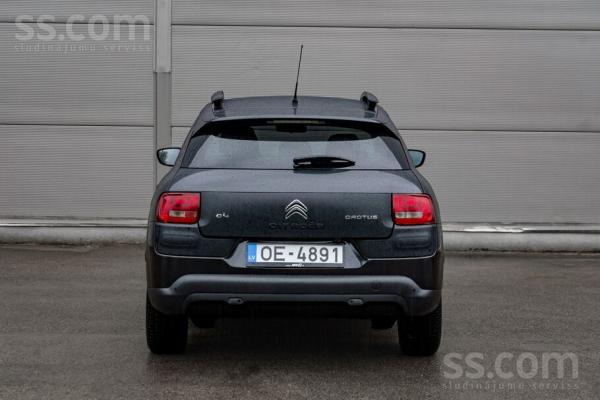 Melns Citroen C4 Cactus 2017 Rīga, ar dzinēja tilpumu 1.60 L un nobraukumu 0 tūkst. km par 8493 €, foto 5 vietnē AUTOMOTO.COM.LV