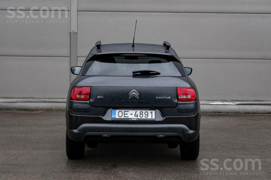 Melns Citroen C4 Cactus 2017 Rīga, ar dzinēja tilpumu 1.60 L un nobraukumu 0 tūkst. km par 8493 €, foto 5 vietnē AUTOMOTO.COM.LV