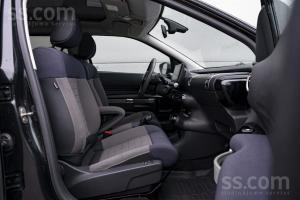 Melns Citroen C4 Cactus 2017 Rīga, ar dzinēja tilpumu 1.60 L un nobraukumu 0 tūkst. km par 8493 €, foto 10 vietnē AUTOMOTO.COM.LV
