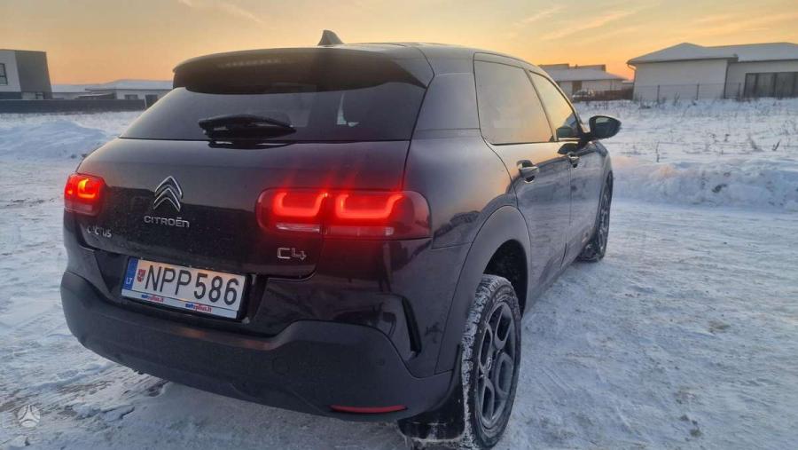 Melns Citroen C4 Cactus 2019 Kauņa, ar dzinēja tilpumu 1.20 L un nobraukumu 117 tūkst. km par 4200 €, foto 4 vietnē AUTOMOTO.COM.LV
