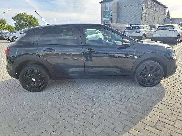 Melns Citroen C4 Cactus 2019 Tauragė, ar dzinēja tilpumu 1.20 L un nobraukumu 124 tūkst. km par 6300 €, foto 9 vietnē AUTOMOTO.COM.LV