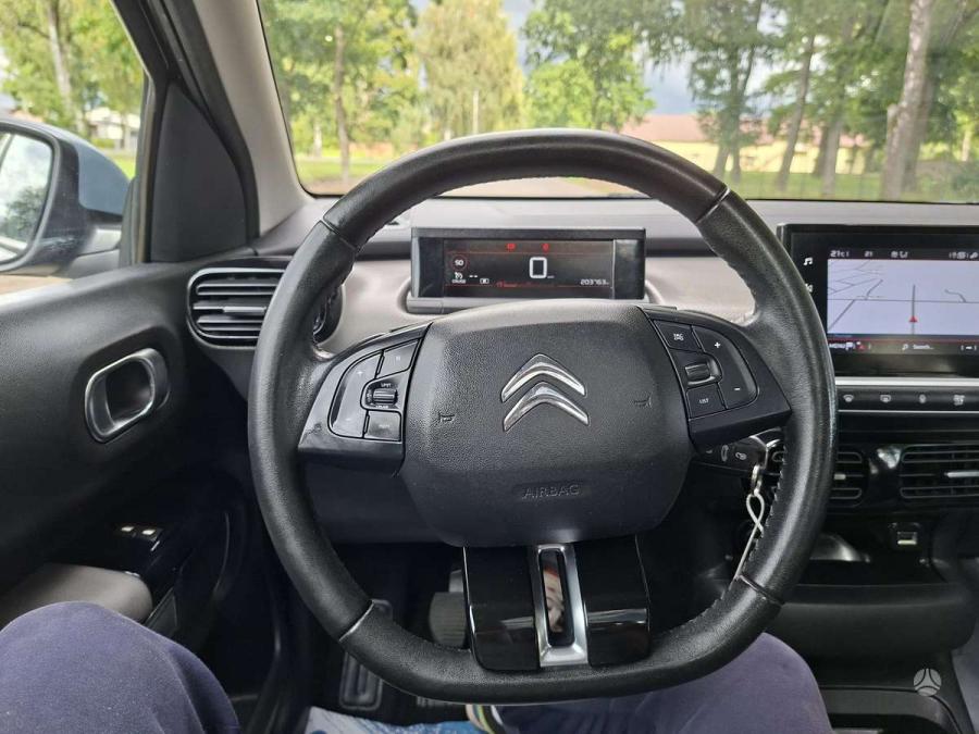 Черный Ситроен C4 Кактус 2019 в Таураге, объемом двигателя 1.50 л и пробегом 203 тыс. км за 6450 €, фото 21 на AUTOMOTO.COM.LV