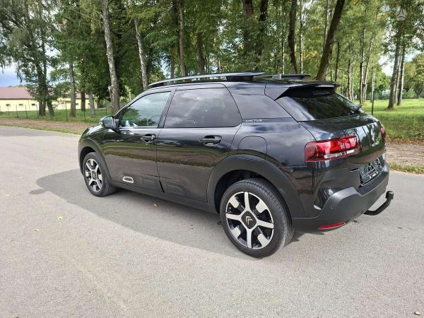 Melns Citroen C4 Cactus 2019 Tauragė, ar dzinēja tilpumu 1.50 L un nobraukumu 203 tūkst. km par 6450 €, foto 7 vietnē AUTOMOTO.COM.LV