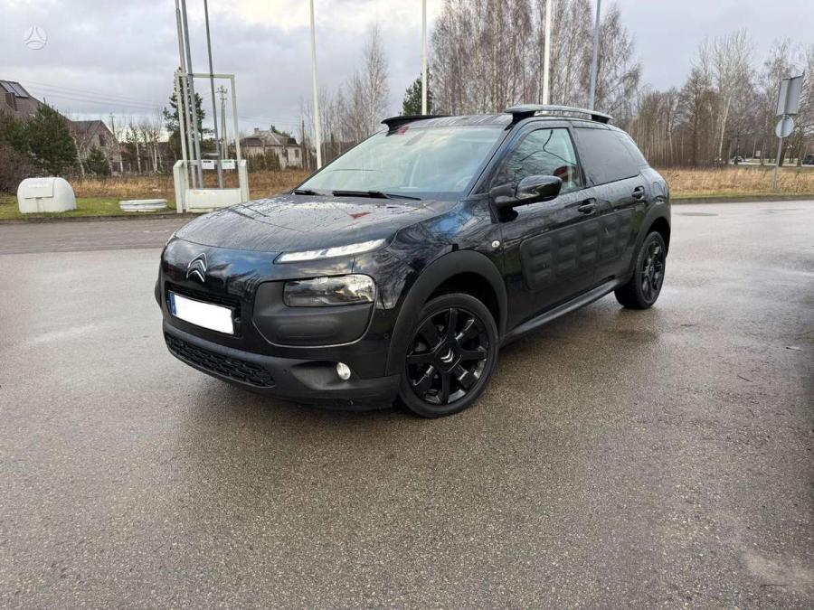 Melns Citroen C4 Cactus 2014 Tauragė, ar dzinēja tilpumu 1.60 L un nobraukumu 200 tūkst. km par 5400 €, foto 1 vietnē AUTOMOTO.COM.LV