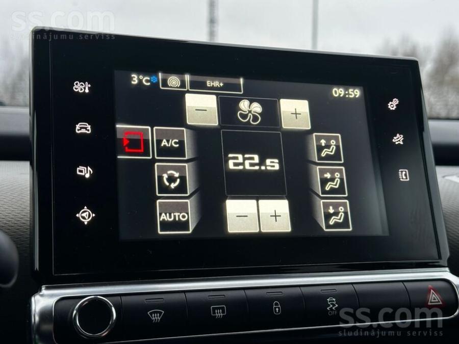 Black Citroen C4 Cactus 2015 in Jelgava, with an engine capacity of 1.20 L and mileage of 0 thousand km for 6400 €, photo 21 on AUTOMOTO.COM.LV