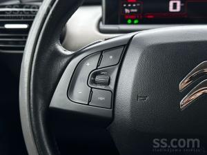 Black Citroen C4 Cactus 2015 in Jelgava, with an engine capacity of 1.20 L and mileage of 0 thousand km for 6400 €, photo 27 on AUTOMOTO.COM.LV