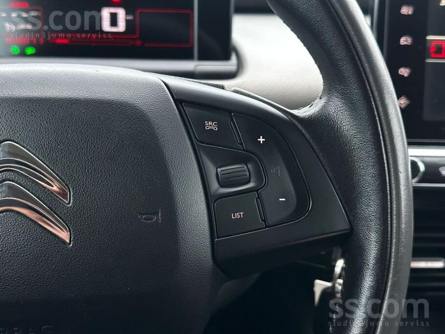 Black Citroen C4 Cactus 2015 in Jelgava, with an engine capacity of 1.20 L and mileage of 0 thousand km for 6400 €, photo 28 on AUTOMOTO.COM.LV