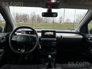 Black Citroen C4 Cactus 2015 in Jelgava, with an engine capacity of 1.20 L and mileage of 0 thousand km for 6400 €, photo 30 on AUTOMOTO.COM.LV