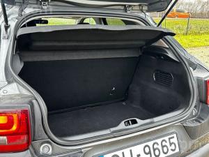 Black Citroen C4 Cactus 2015 in Jelgava, with an engine capacity of 1.20 L and mileage of 0 thousand km for 6400 €, photo 33 on AUTOMOTO.COM.LV