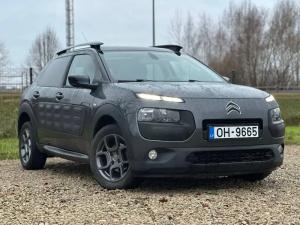 Black Citroen C4 Cactus 2015 in Jelgava, with an engine capacity of 1.20 L and mileage of 169 thousand km for 6400 €, photo 4 on AUTOMOTO.COM.LV