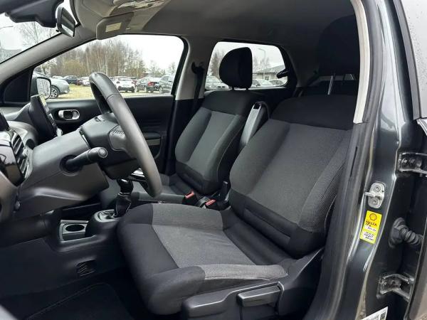 Melns Citroen C4 Cactus 2015 Jelgava, ar dzinēja tilpumu 1.20 L un nobraukumu 169 tūkst. km par 6400 €, foto 8 vietnē AUTOMOTO.COM.LV