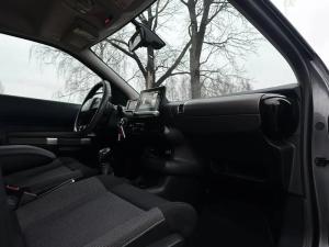 Black Citroen C4 Cactus 2015 in Jelgava, with an engine capacity of 1.20 L and mileage of 169 thousand km for 6400 €, photo 11 on AUTOMOTO.COM.LV