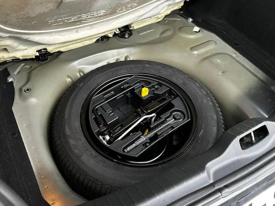 Black Citroen C4 Cactus 2015 in Jelgava, with an engine capacity of 1.20 L and mileage of 169 thousand km for 6400 €, photo 34 on AUTOMOTO.COM.LV