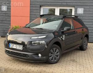 Melns Citroen C4 Cactus 2015 Cēsis, ar dzinēja tilpumu 1.60 L un nobraukumu 256 tūkst. km par 5600 €, foto 4 vietnē AUTOMOTO.COM.LV