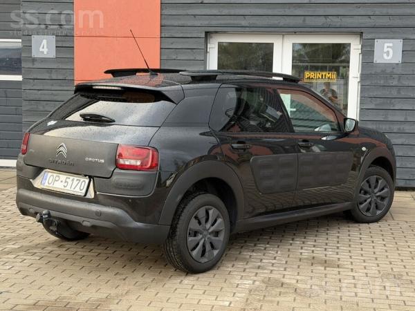 Melns Citroen C4 Cactus 2015 Cēsis, ar dzinēja tilpumu 1.60 L un nobraukumu 256 tūkst. km par 5600 €, foto 5 vietnē AUTOMOTO.COM.LV