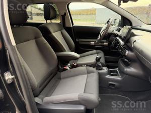 Melns Citroen C4 Cactus 2015 Cēsis, ar dzinēja tilpumu 1.60 L un nobraukumu 256 tūkst. km par 5600 €, foto 13 vietnē AUTOMOTO.COM.LV