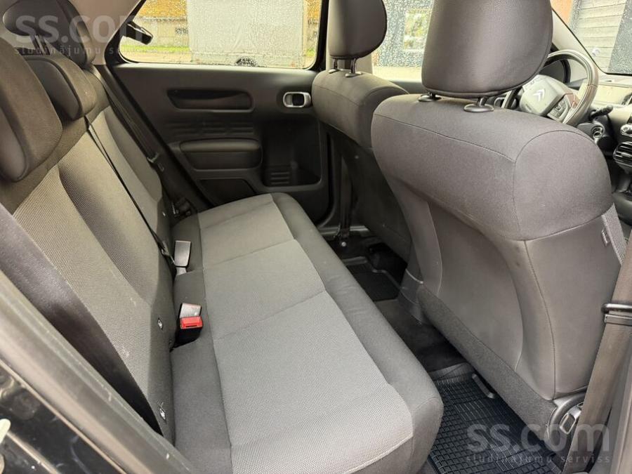 Melns Citroen C4 Cactus 2015 Cēsis, ar dzinēja tilpumu 1.60 L un nobraukumu 256 tūkst. km par 5600 €, foto 14 vietnē AUTOMOTO.COM.LV