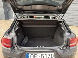 Melns Citroen C4 Cactus 2015 Cēsis, ar dzinēja tilpumu 1.60 L un nobraukumu 256 tūkst. km par 5600 €, foto 24 vietnē AUTOMOTO.COM.LV