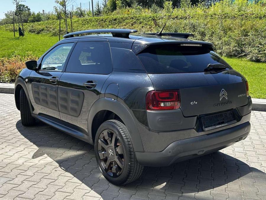 Melns Citroen C4 Cactus 2015 Viļņa, ar dzinēja tilpumu 1.60 L un nobraukumu 244 tūkst. km par 4790 €, foto 4 vietnē AUTOMOTO.COM.LV