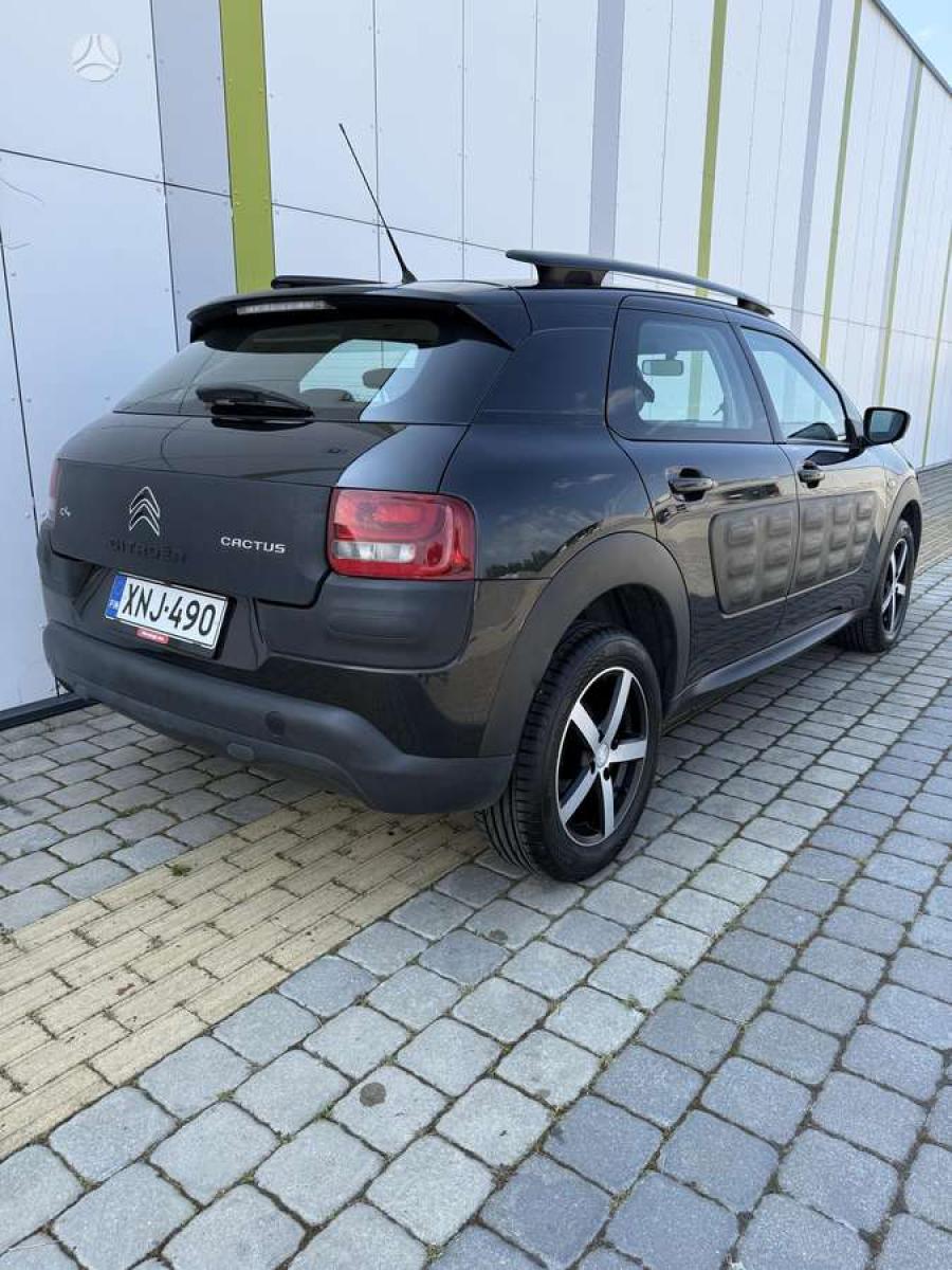 Melns Citroen C4 Cactus 2015 Raseiniai, ar dzinēja tilpumu 1.20 L un nobraukumu 149 tūkst. km par 3999 €, foto 6 vietnē AUTOMOTO.COM.LV