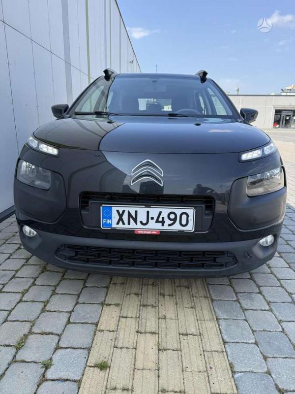 Melns Citroen C4 Cactus 2015 Raseiniai, ar dzinēja tilpumu 1.20 L un nobraukumu 149 tūkst. km par 3999 €, foto 6 vietnē AUTOMOTO.COM.LV