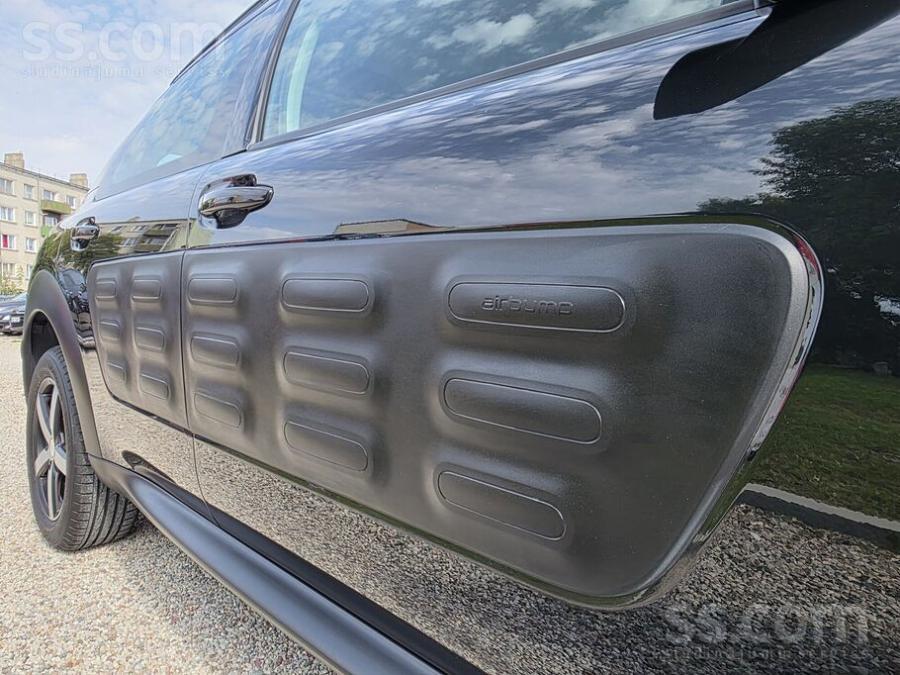 Melns Citroen C4 Cactus 2015 Ventspils, ar dzinēja tilpumu 1.20 L un nobraukumu 150 tūkst. km par 5990 €, foto 55 vietnē AUTOMOTO.COM.LV