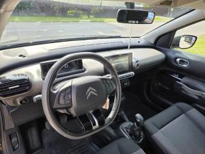 Melns Citroen C4 Cactus 2015 Ventspils, ar dzinēja tilpumu 1.20 L un nobraukumu 150 tūkst. km par 5990 €, foto 13 vietnē AUTOMOTO.COM.LV
