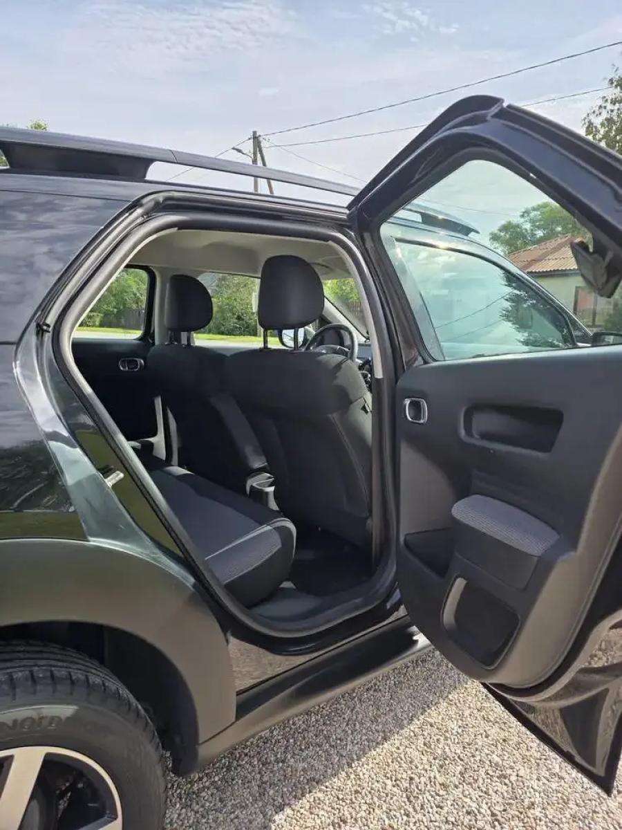 Melns Citroen C4 Cactus 2015 Ventspils, ar dzinēja tilpumu 1.20 L un nobraukumu 150 tūkst. km par 5990 €, foto 21 vietnē AUTOMOTO.COM.LV