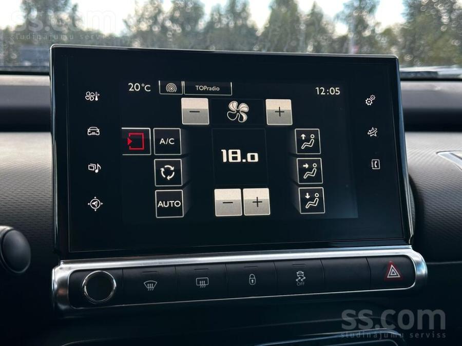 Черный Ситроен C4 Кактус 2015 в Елгава, объемом двигателя 1.20 л и пробегом 0 тыс. км за 5900 €, фото 18 на AUTOMOTO.COM.LV