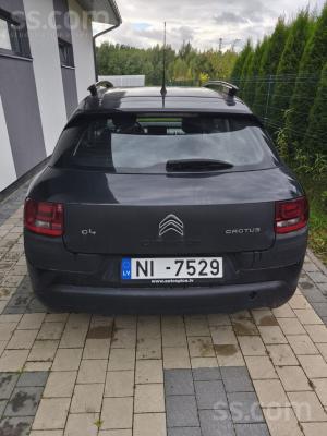 Melns Citroen C4 Cactus 2015 Rīga, ar dzinēja tilpumu 1.60 L un nobraukumu 216 tūkst. km par 4700 €, foto 3 vietnē AUTOMOTO.COM.LV