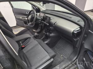 Melns Citroen C4 Cactus 2015 Rīga, ar dzinēja tilpumu 1.60 L un nobraukumu 216 tūkst. km par 4700 €, foto 5 vietnē AUTOMOTO.COM.LV