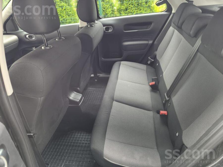 Melns Citroen C4 Cactus 2015 Rīga, ar dzinēja tilpumu 1.60 L un nobraukumu 216 tūkst. km par 4700 €, foto 6 vietnē AUTOMOTO.COM.LV