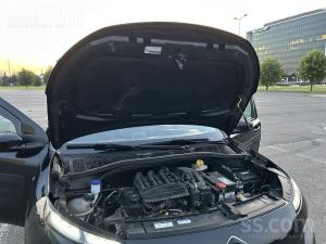 Black Citroen C4 Cactus 2016 in Riga, with an engine capacity of 1.20 L and mileage of 183 thousand km for 7000 €, photo 10 on AUTOMOTO.COM.LV