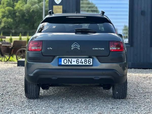 Black Citroen C4 Cactus 2016 in Jelgava, with an engine capacity of 1.20 L and mileage of 146 thousand km for 6200 €, photo 6 on AUTOMOTO.COM.LV