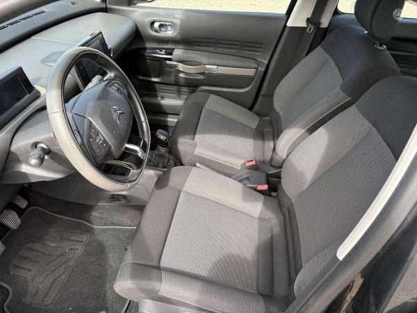 Melns Citroen C4 Cactus 2016 Tauragė, ar dzinēja tilpumu 1.56 L un nobraukumu 142 tūkst. km par 3750 €, foto 10 vietnē AUTOMOTO.COM.LV