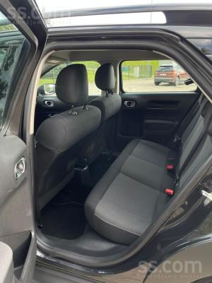 Black Citroen C4 Cactus 2016 in Jelgava, with an engine capacity of 1.20 L and mileage of 0 thousand km for 5990 €, photo 11 on AUTOMOTO.COM.LV