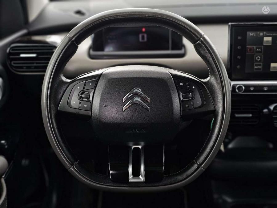 Black Citroen C4 Cactus 2017 in Rokiskis, with an engine capacity of 1.56 L and mileage of 120 thousand km for 4150 €, photo 24 on AUTOMOTO.COM.LV