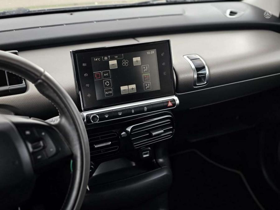 Black Citroen C4 Cactus 2017 in Rokiskis, with an engine capacity of 1.56 L and mileage of 120 thousand km for 4150 €, photo 25 on AUTOMOTO.COM.LV