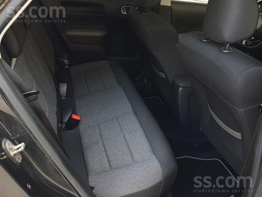 Black Citroen C4 Cactus 2018 in Jelgava, with an engine capacity of 1.50 L and mileage of 207 thousand km for 7750 €, photo 8 on AUTOMOTO.COM.LV