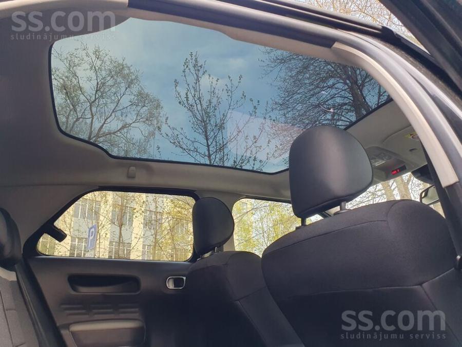Black Citroen C4 Cactus 2018 in Jelgava, with an engine capacity of 1.50 L and mileage of 207 thousand km for 7750 €, photo 9 on AUTOMOTO.COM.LV