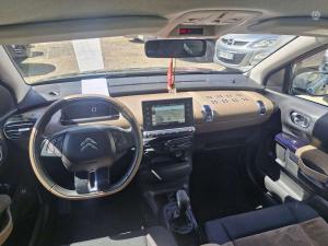 Melns Citroen C4 Cactus 2014 Tauragė, ar dzinēja tilpumu 1.20 L un nobraukumu 177 tūkst. km par 3300 €, foto 13 vietnē AUTOMOTO.COM.LV