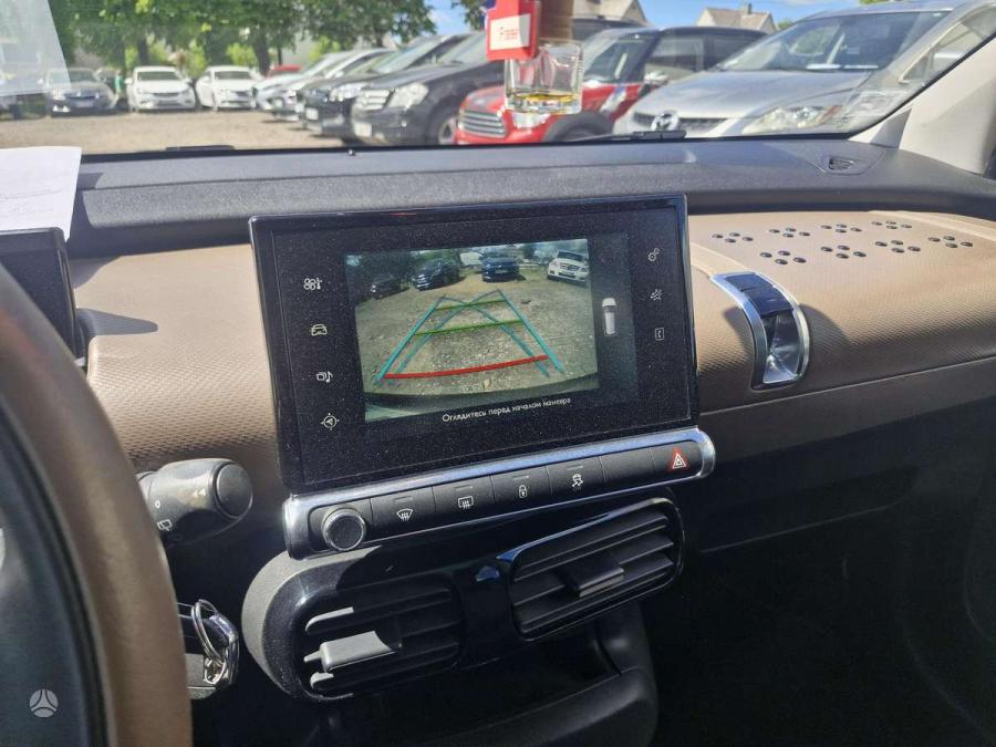 Melns Citroen C4 Cactus 2014 Tauragė, ar dzinēja tilpumu 1.20 L un nobraukumu 177 tūkst. km par 3300 €, foto 14 vietnē AUTOMOTO.COM.LV