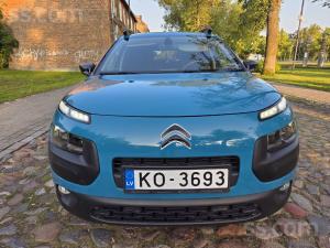 Blue Citroen C4 Cactus 2017 in Jelgava, with an engine capacity of 1.60 L and mileage of 0 thousand km for 6200 €, photo 2 on AUTOMOTO.COM.LV