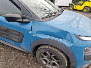 Blue Citroen C4 Cactus 2017 in Marijampole, with an engine capacity of 1.20 L and mileage of 120 thousand km for 3500 €, photo 7 on AUTOMOTO.COM.LV