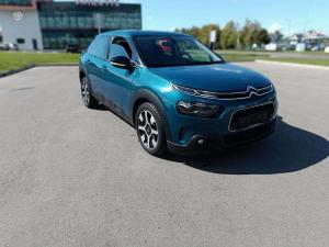 Синий Ситроен C4 Кактус 2018 в Паневежис, объемом двигателя 1.20 л и пробегом 60 тыс. км за 8999 €, фото  на AUTOMOTO.COM.LV
