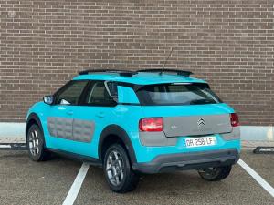 Zils Citroen C4 Cactus 2015 Tauragė, ar dzinēja tilpumu 1.20 L un nobraukumu 141 tūkst. km par 4600 €, foto 4 vietnē AUTOMOTO.COM.LV