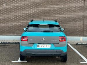Zils Citroen C4 Cactus 2015 Tauragė, ar dzinēja tilpumu 1.20 L un nobraukumu 141 tūkst. km par 4600 €, foto 5 vietnē AUTOMOTO.COM.LV
